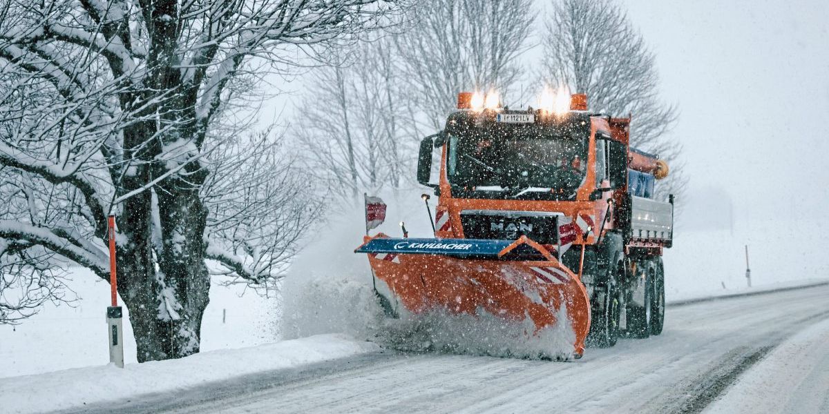Heavy snowfall brings great danger of avalanches in Tyrol and ...