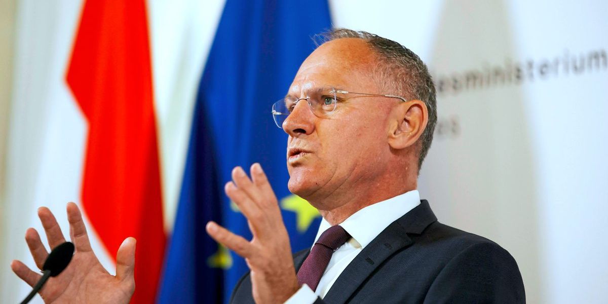 Karner kritisiert "Empörung" in den sozialen Medien und fordert ...