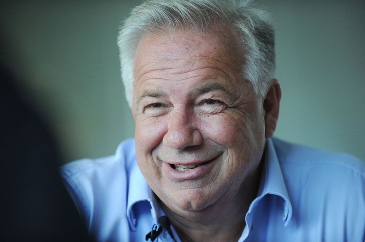 Fellner-Anwesen hoch über Ibiza steht für 29,9 Millionen Euro auf ...