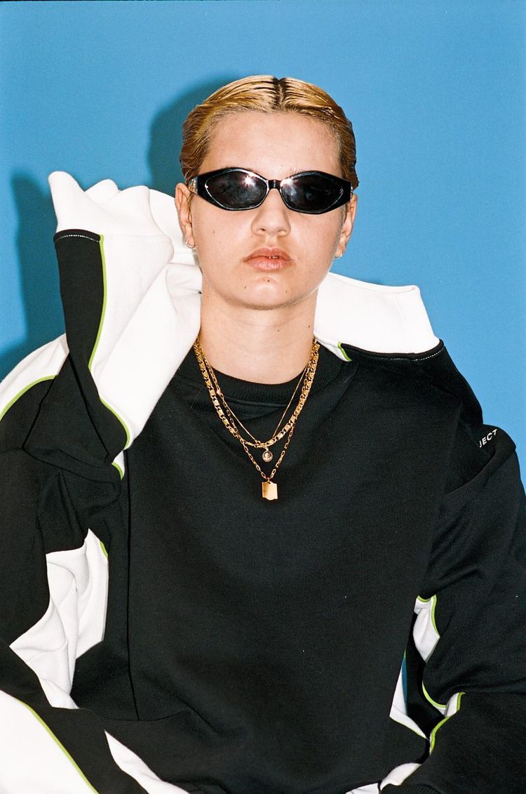 Rap-Star Mavi Phoenix: Backstreet Boy aus Linz - Mode & Kosmetik ...