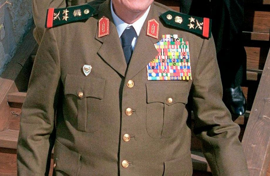 Syrischer Ex-Verteidigungsminister Tlass gestorben - Syrien ...