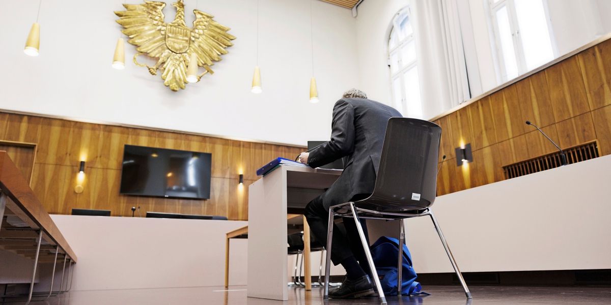 Prozess wegen Wiederbetätigung: "Die Aula" und die Angst vor dem ...