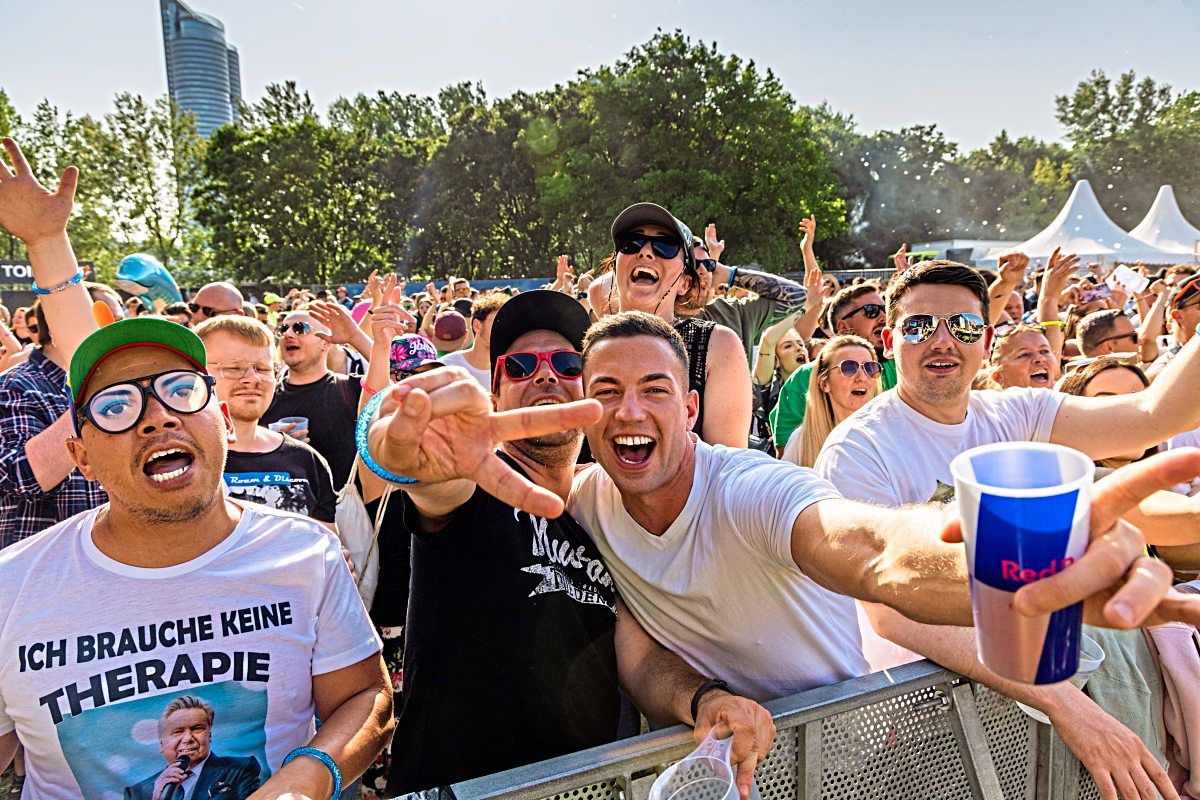 Der Ballermann ist auf der Donauinsel - International - derStandard.de ...