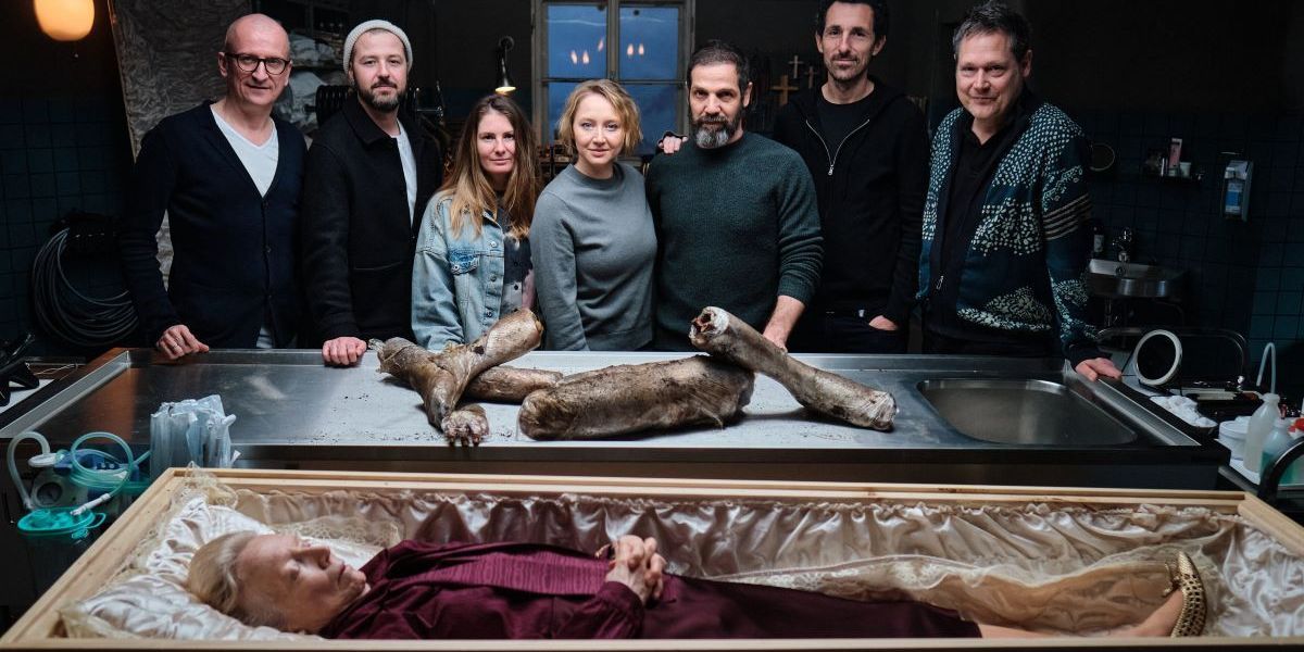 Neue Folgen: "Totenfrau 2" mit Anna Maria Mühe kommt 2025 in ORF 1 - Serien - derStandard.de ...