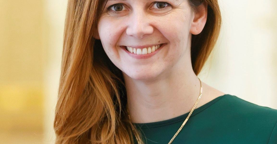 Nehammers Vize-Kabinettchefin Regensburger verlässt die Politik ...