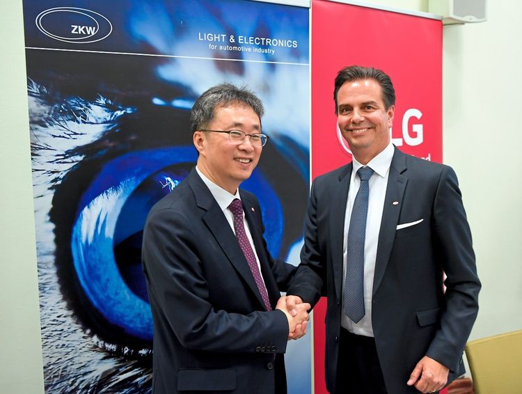 Scheinwerferhersteller ZKW schaut sich nach neuen Standorten um ...