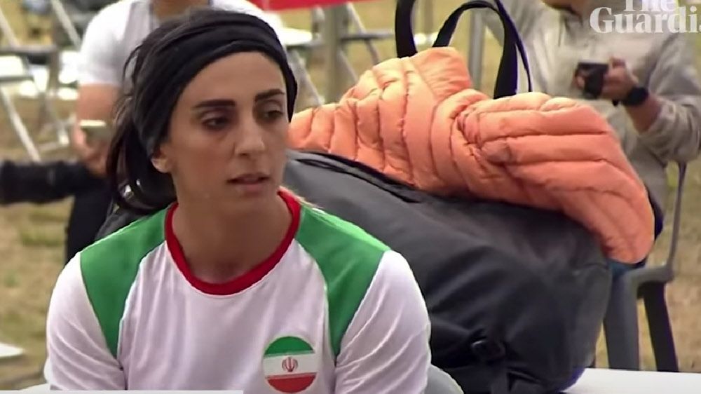 Irans Sportminister: Kletterin Rekabi wird an Olympia 2024 teilnehmen ...