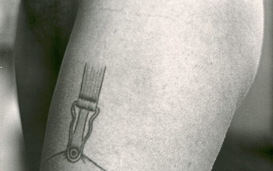 "Hommage à Valie Export": Steh auf, setz dich hin! - Bildende Kunst ...