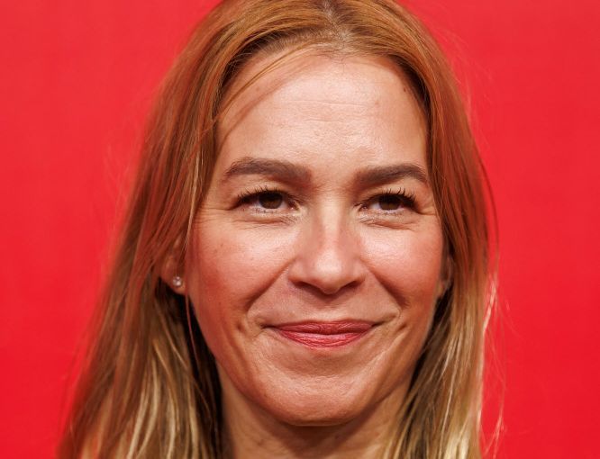 Franka Potente erhält Rolle in Thriller-Serie "Dark Winds" - Etat ...