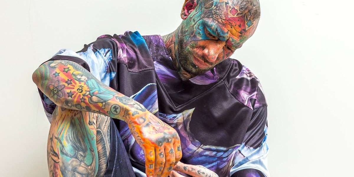 Todesurteil gegen Rapper Tataloo im Iran nicht rechtskräftig - Debatte ...