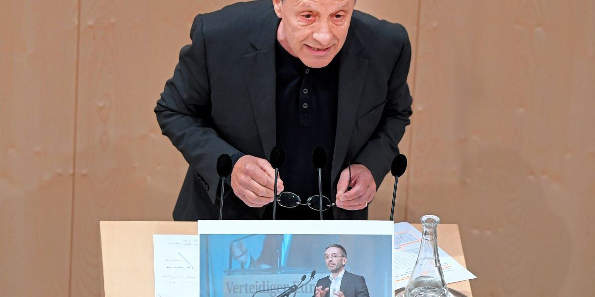Pilz wirft Regierung vor, "identitäre Politik" zu betreiben ...