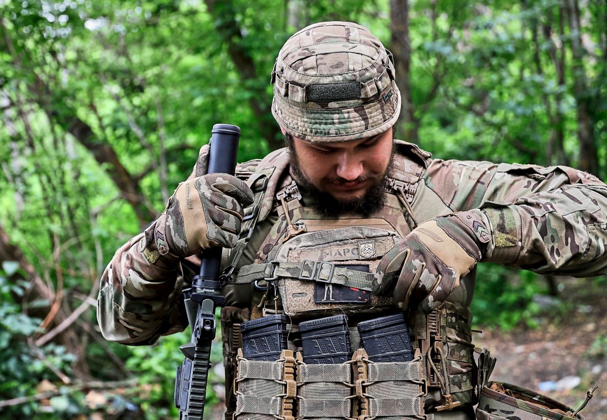 Ukraine beschädigte mit Geheimangriff 40 russische Militärflugzeuge - Livebericht - Ukraine ...