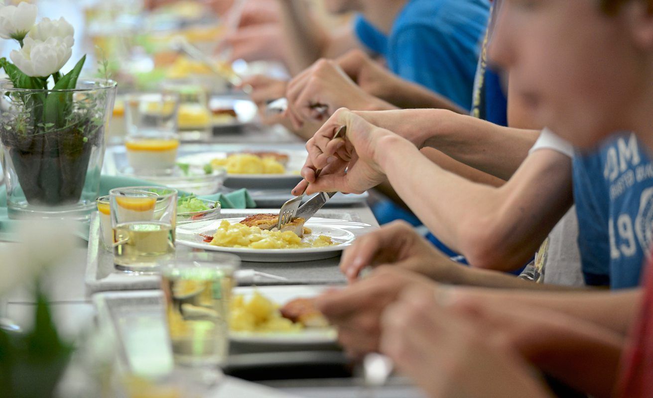 Schulessen: Kindheitstrauma oder perfektes Kinderessen? - Essen ...