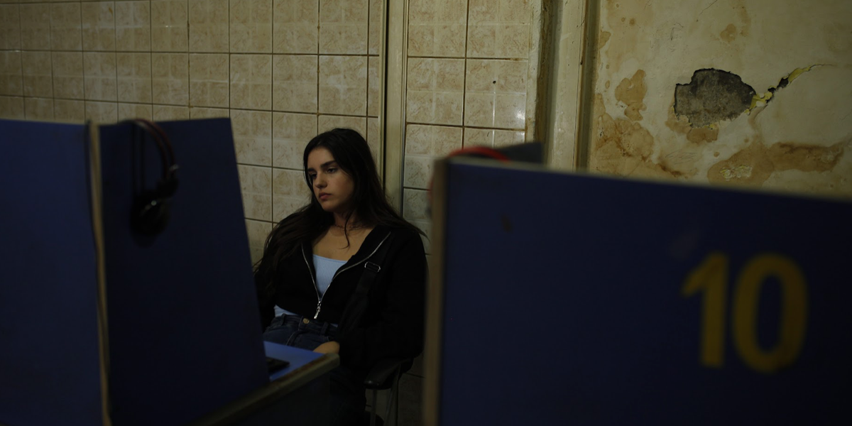 Widerspenstig und sympathisch: Die Literaturverfilmung "Ellbogen ...