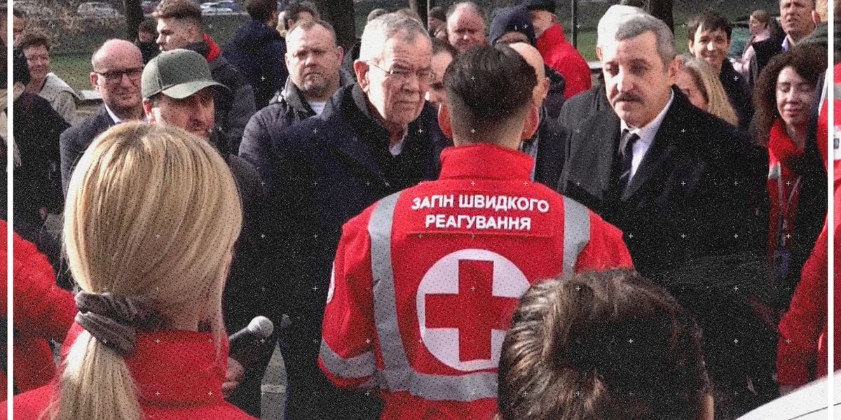 Ukraine-Besuch: Van der Bellen bei Hilfsprojekt in Uschgorod - Video ...