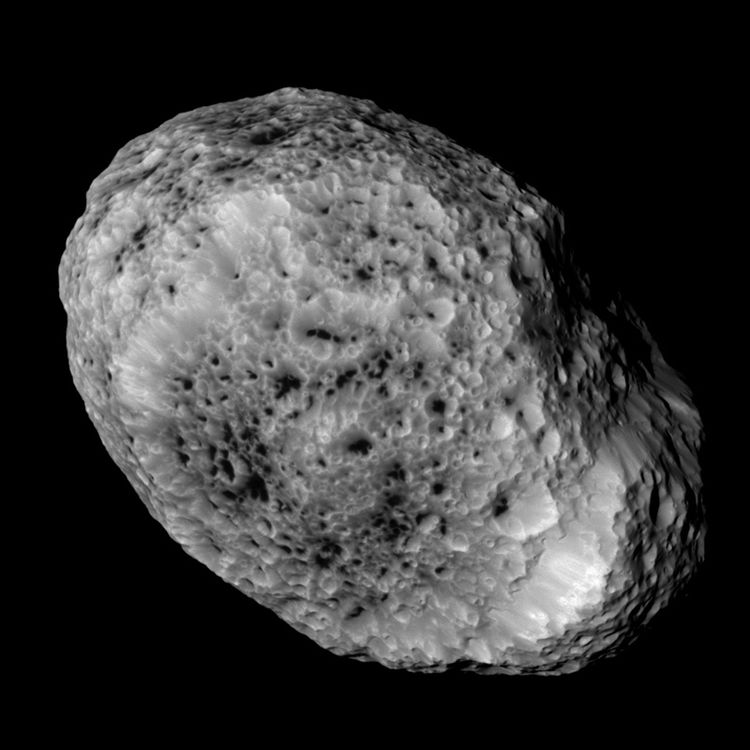 "Cassini"-Sonde schickt Abschiedsfotos von Hyperion - Weltraum ...