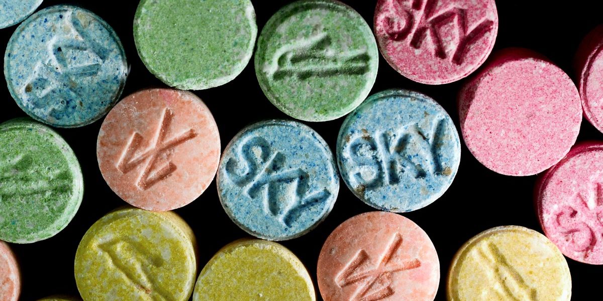 Mordversuch an Ex-Partnerin mit 18 Ecstasy-Tabletten: 14 Jahre Haft ...