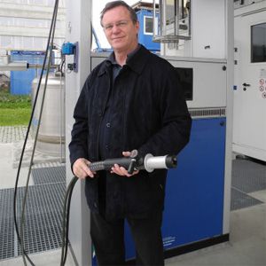 Elektromobilität vs. Wasserstoffzeitalter - Auto - derStandard.at ...