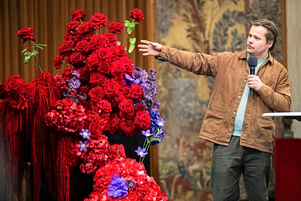 West Side Story und Würstel um 18 Euro: So wird der Opernball 2026 ...