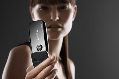 Sony Ericsson Z610i vorgestellt: UMTS im Clamshell-Design - Telekom ...