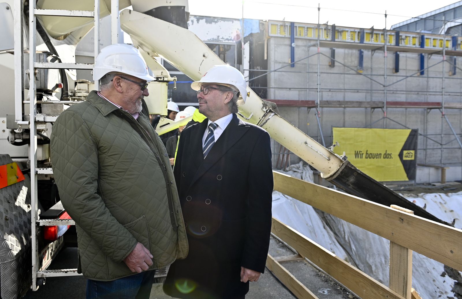 Neubau: ORF legte Grundstein für Ö1, Ö3 und neuen Newsroom - ORF ...