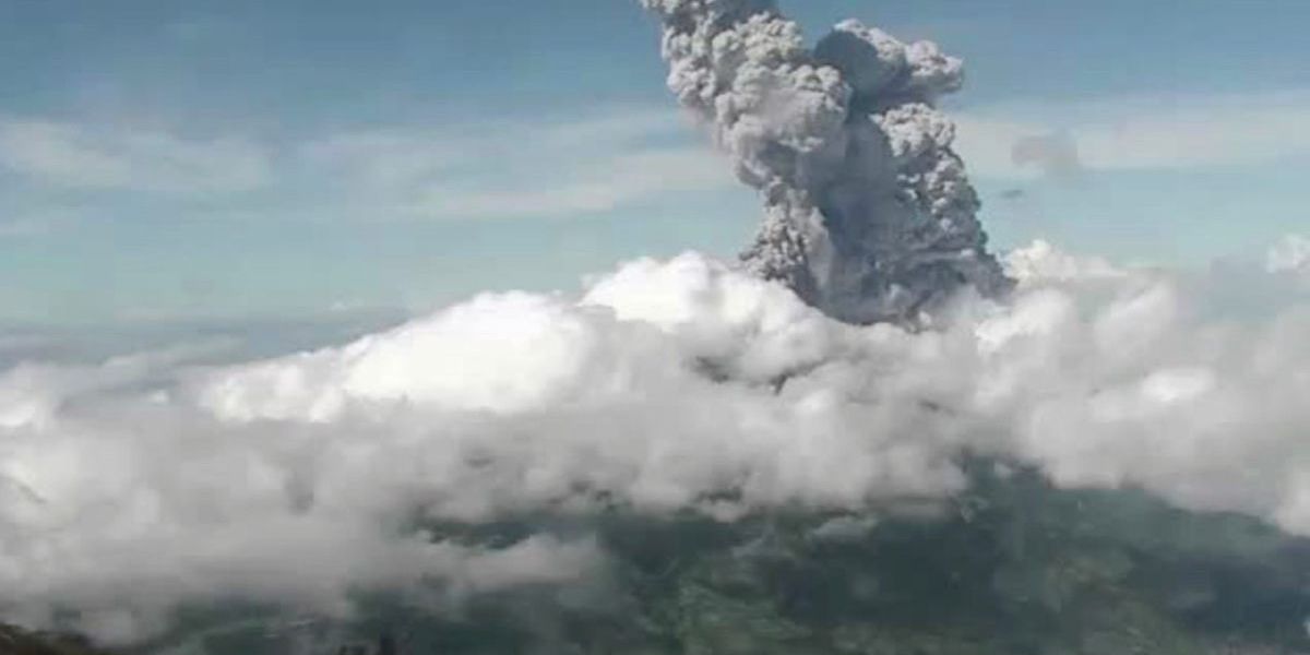Indonesischer Vulkan Merapi ausgebrochen - International - derStandard ...
