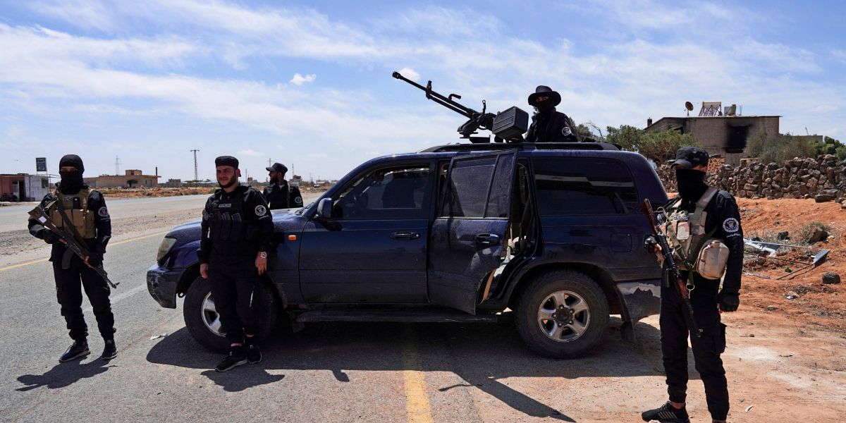 Kämpfe zwischen Beduinen und Drusen im syrischen Suweida - Syrien ...