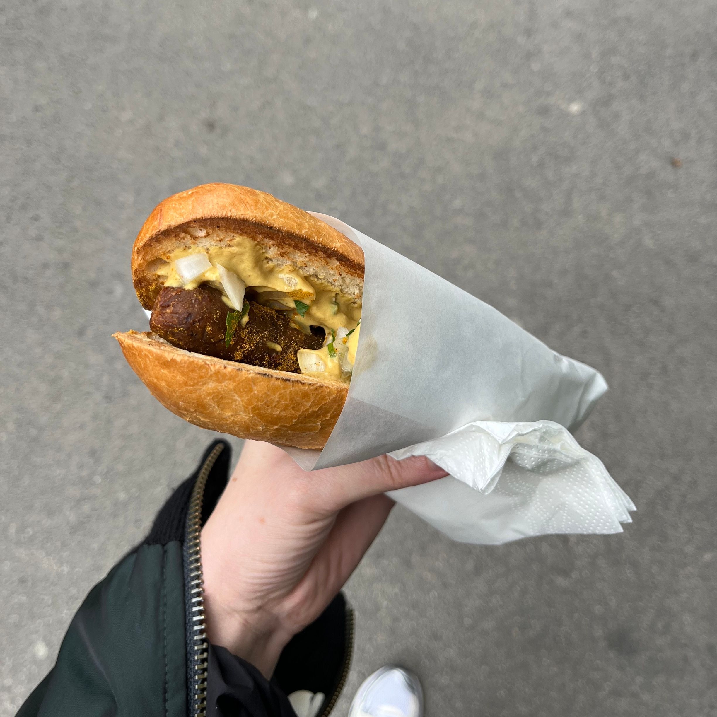 Gleich drei neue Würstelstände in Wien eröffnet - Essen & Trinken ...