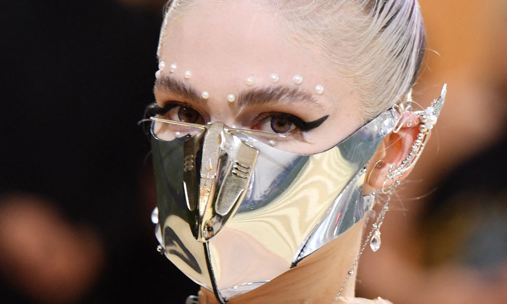 Grimes stellt ihre Stimme für KI-Trainings zur Verfügung, aber ...