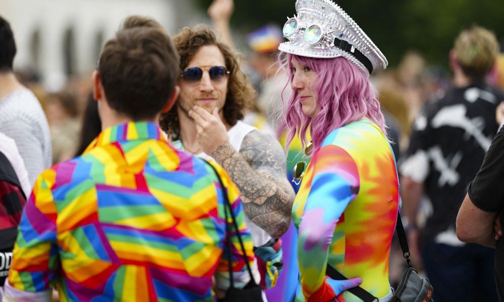 Terror suspicion at rainbow parade: the network of the two suspects ...