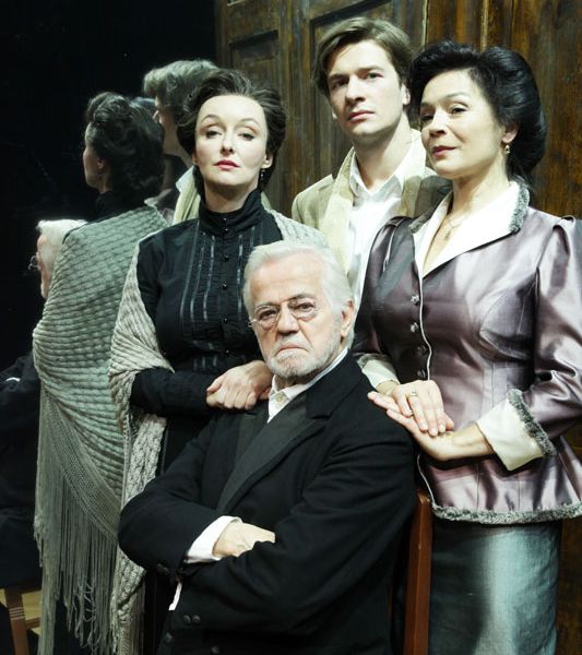 Der Bankier als Göttervater und Bankrotteur - Bühne - derStandard.at ...