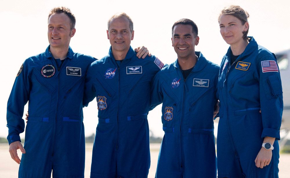 ISS-Astronauten in Windeln zur Erde zurückgekehrt - Weltraum ...