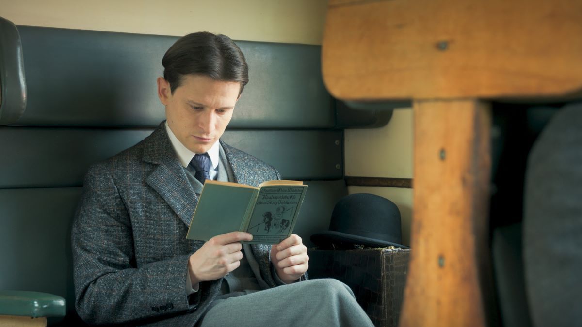 ORF zeigt David Schalkos stark besetzte Miniserie "Kafka" im März ...