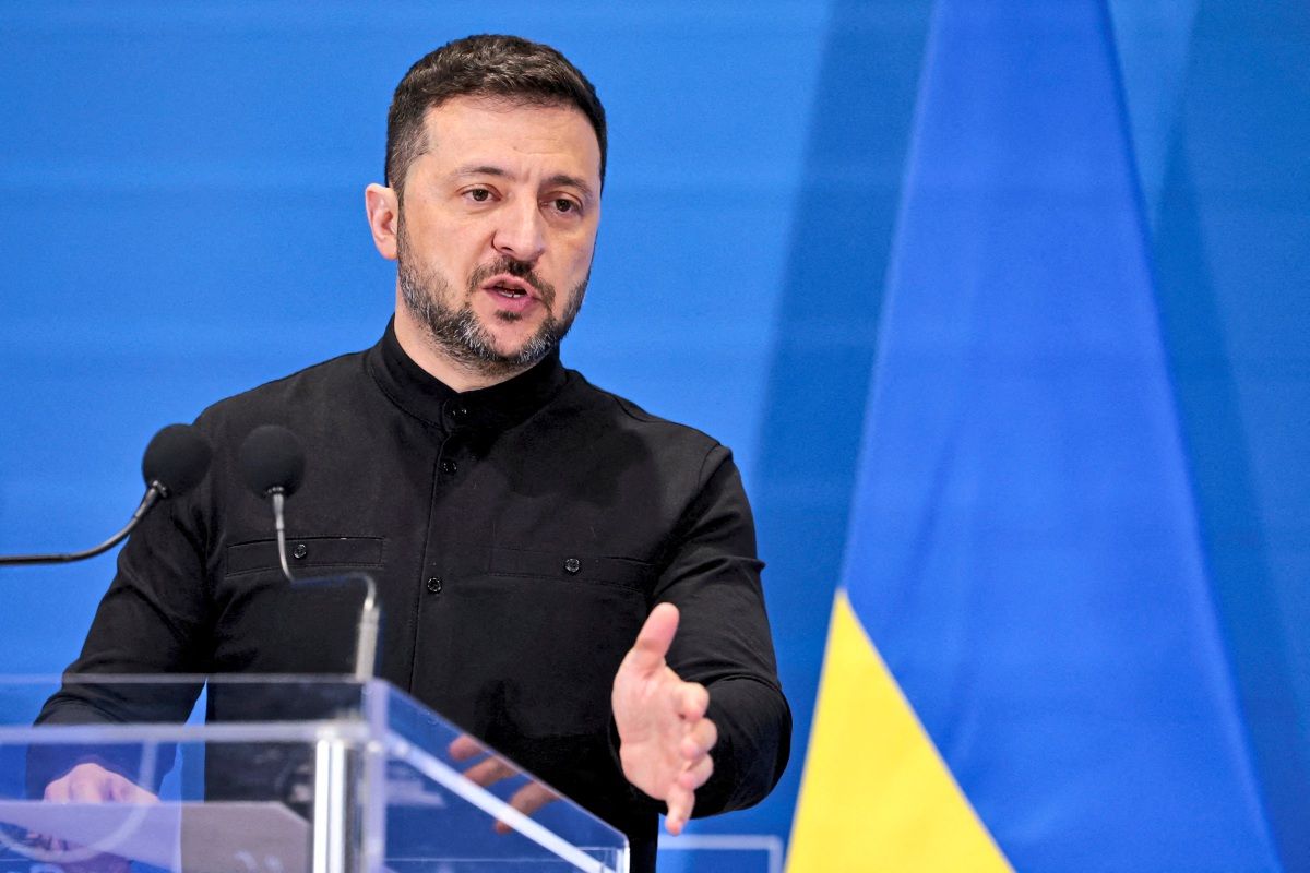 Selenskyj baut die Demokratie ab und verschafft damit dem Kreml neue ...