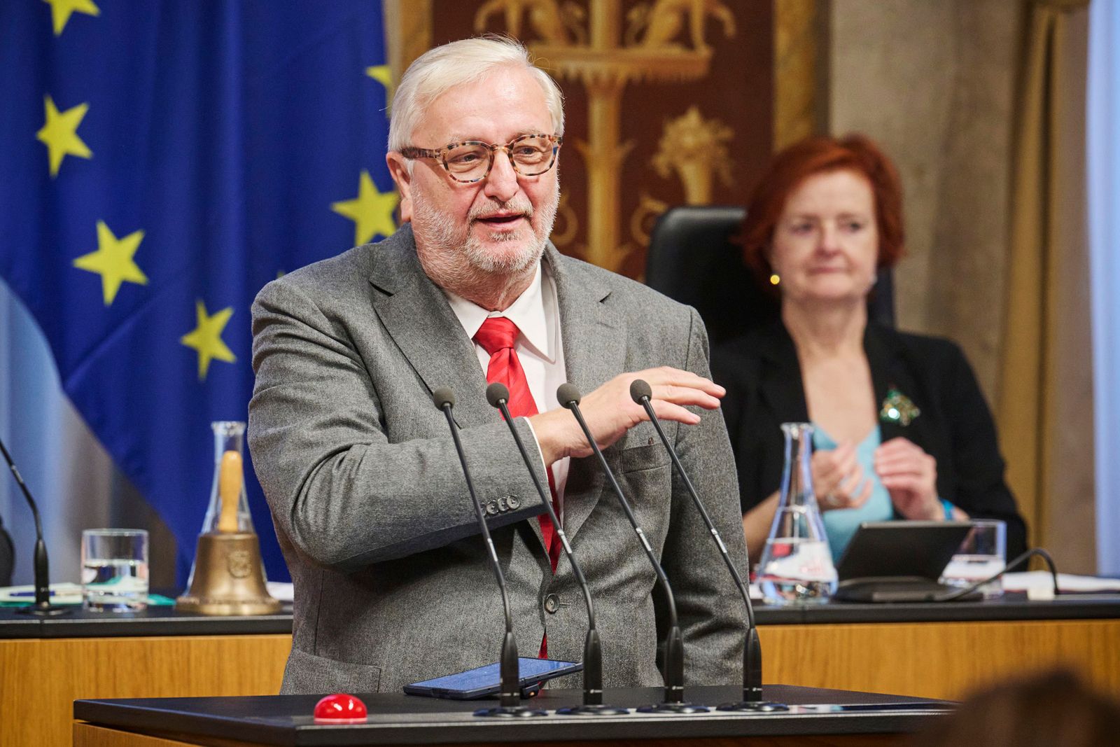 SPÖ-Bundesrat Matznetter bezeichnete Hühnerkäfige als ...