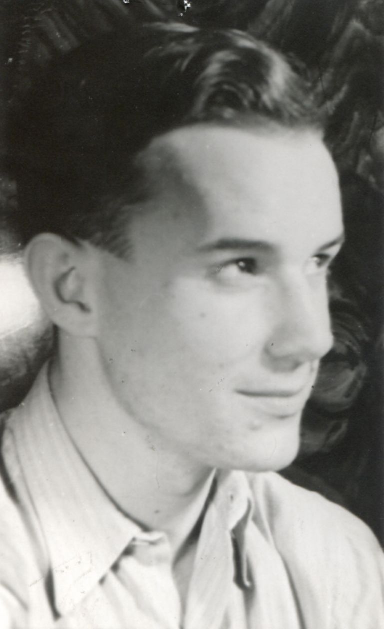 Lyrik im Widerstand: Hommage an ermordeten Dichter Richard Zach - Bühne ...