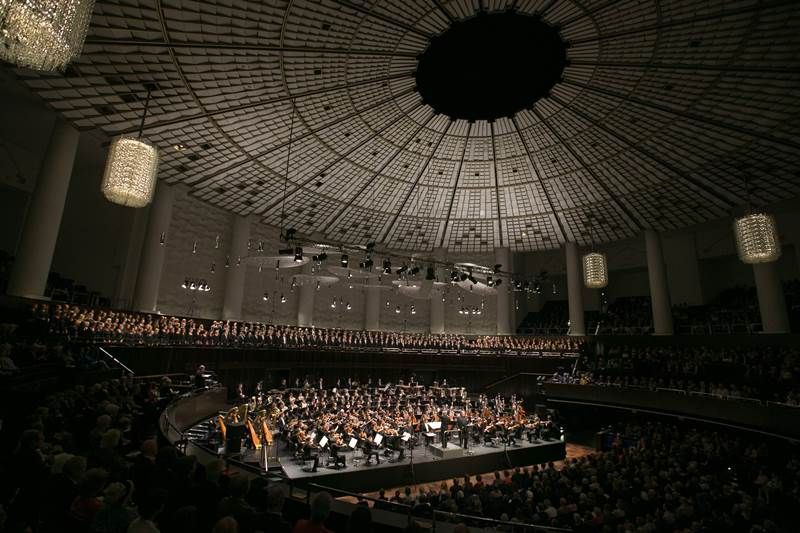 Universal Edition: Reiches Musikerbe im Umbruch - Unternehmen ...