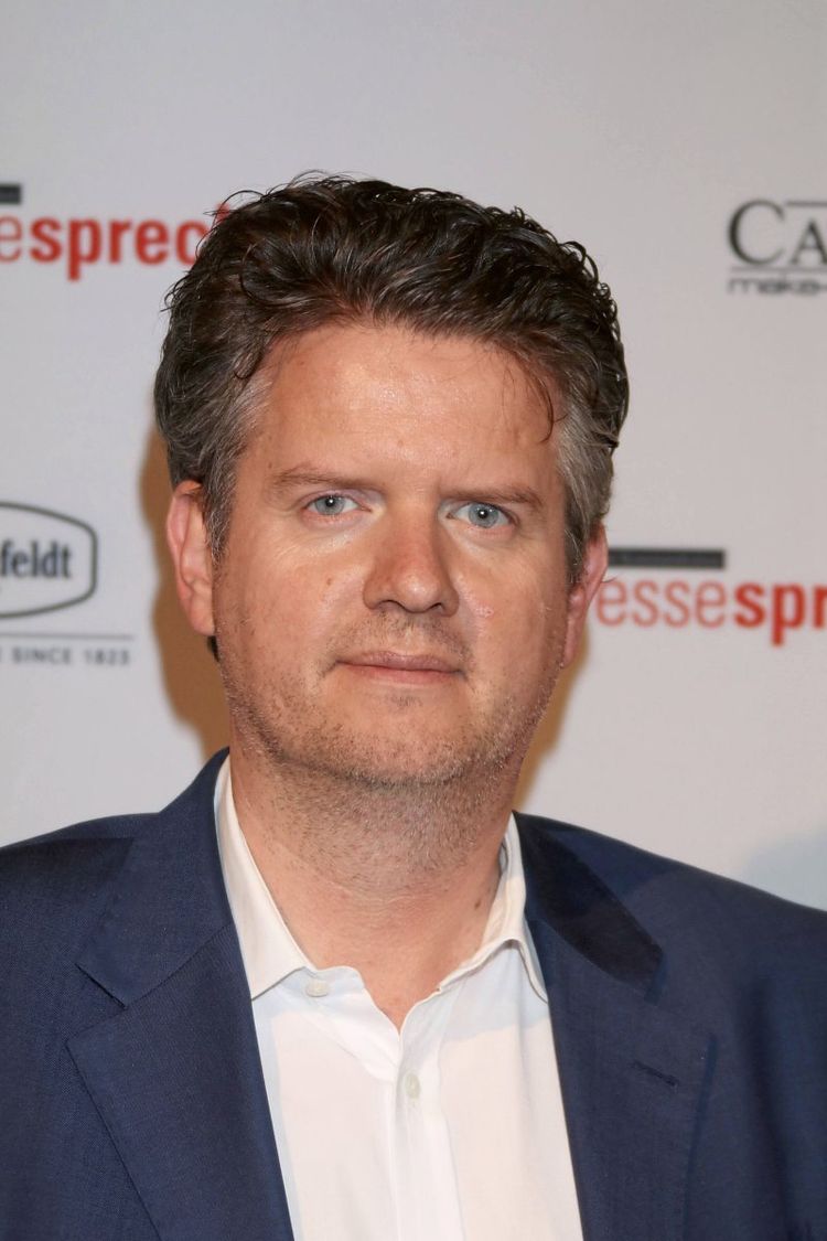 Kanzler-Biograf: "Scholz will kein Zirkusdirektor sein" - Politik ...