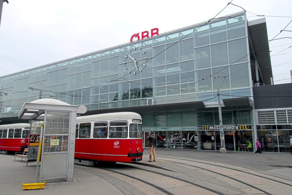 Wiener Straßenbahnlinie O bekommt umweltfreundliches Grüngleis - Wien ...