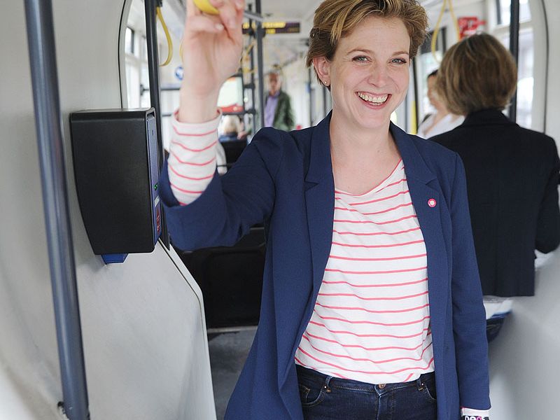 Beate Meinl-Reisinger, Wiener Neos-Chefin - Auto - derStandard.at › Lifestyle