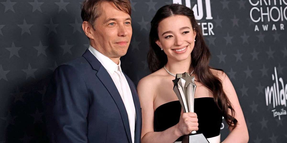 Nun Oscar-Favorit: "Anora"-Regisseur Sean Baker gewann US-Filmpreise - Film - derStandard.at ...