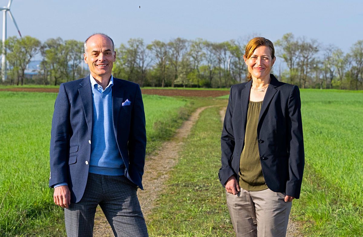 Mehr Flächen für Wind und Fotovoltaik nötig - Unternehmen - derStandard ...
