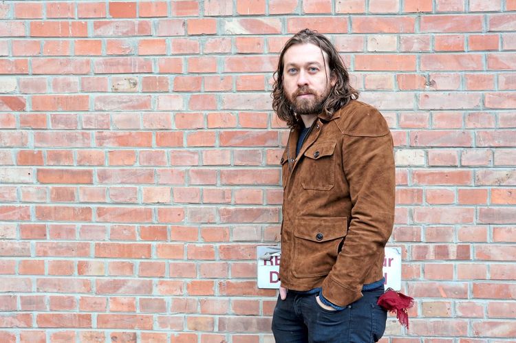 Simon Stone: Theaterautor für die Netflix-Generation - Theater ...