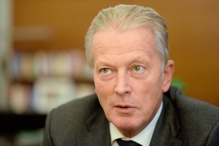 Mitterlehner zu Flüchtlingen: "Auch wir müssen den Kurs verschärfen ...