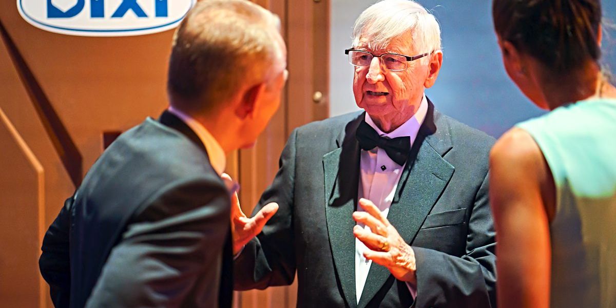 Dixi-Klo-Gründer Edwards: "Für den Papst gab es unser Luxusmodell ...