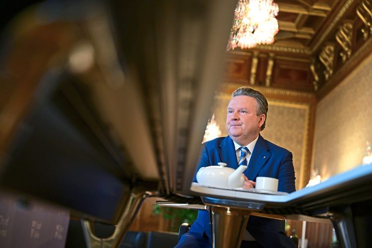 Dirigent Marcello Viotti 50-jährig gestorben - Musik - derStandard.at ...