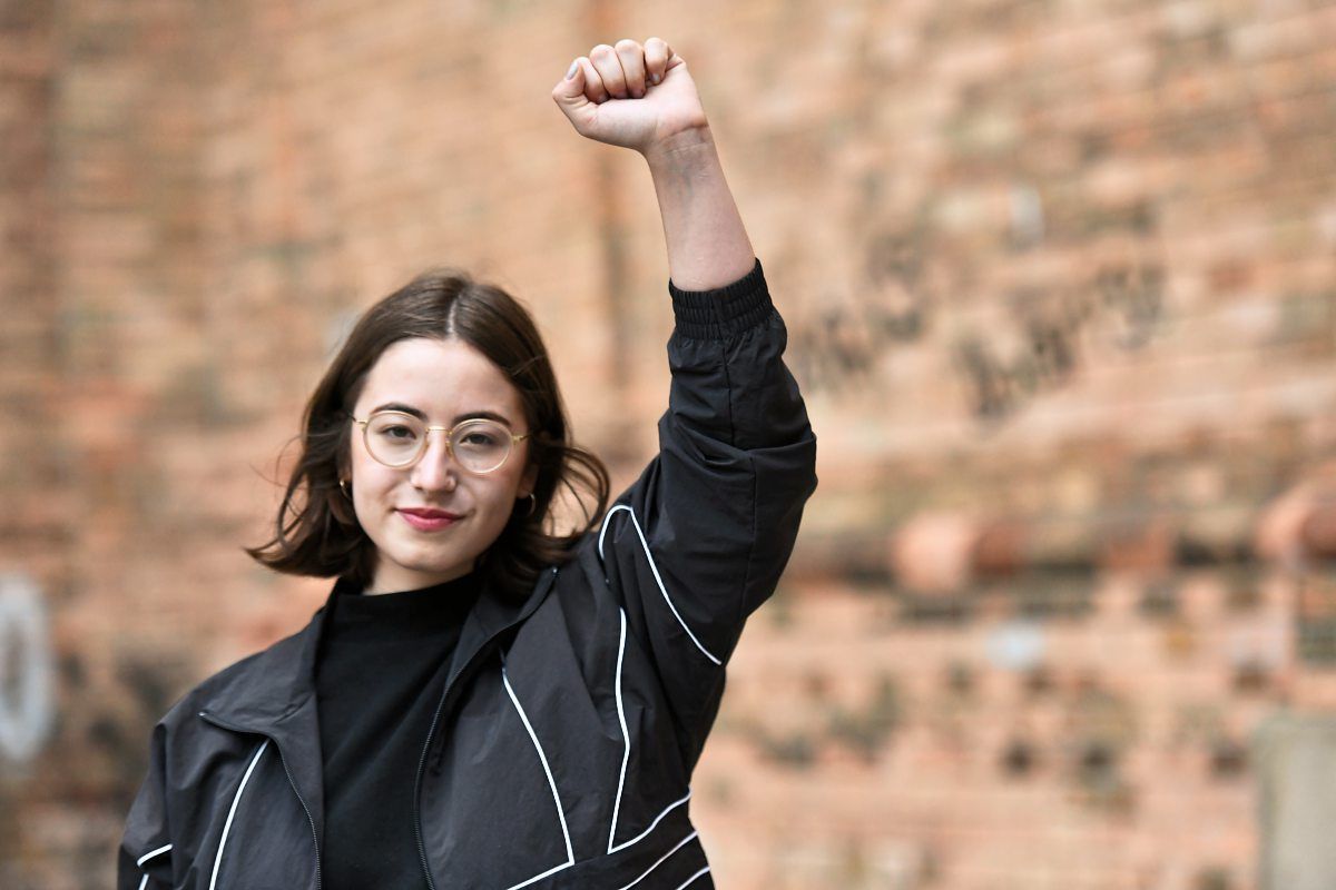 Neue ÖH-Chefin Sara Velić: Rote Sängerin vertritt die Studierenden ...