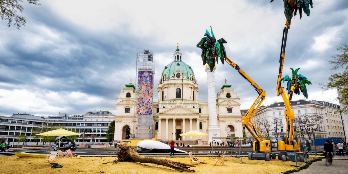 Tankstelle bis Karlskirche: Klima Biennale Wien bespielt die Stadt ...