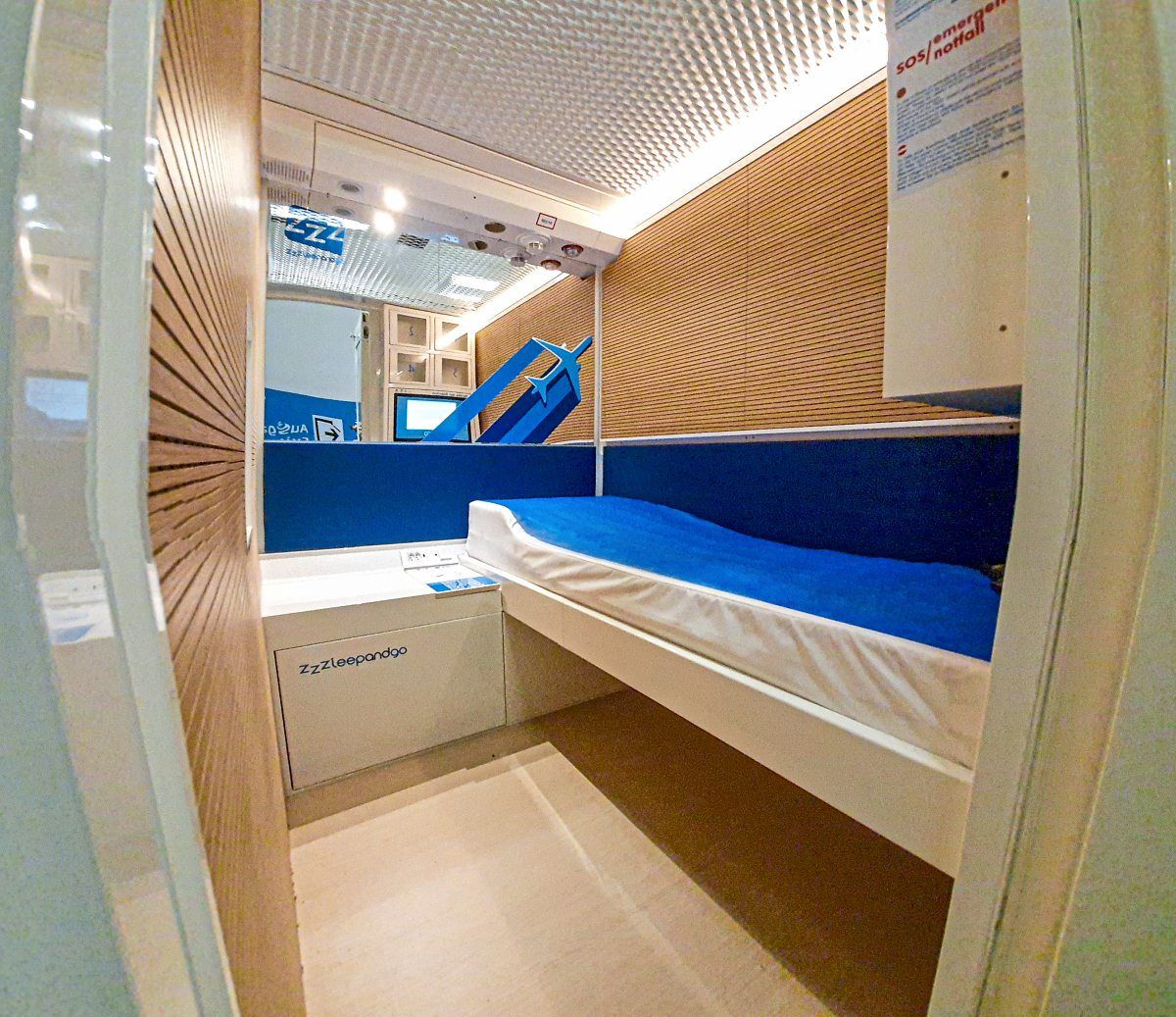 "Smart Lounges": Schlafkabinen als neues Service am Flughafen Wien ...