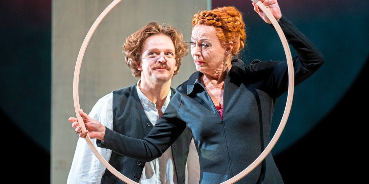 Komödie mit Puschkin-Wink: Ostrowskijs "Der Wald" in der Josefstadt ...